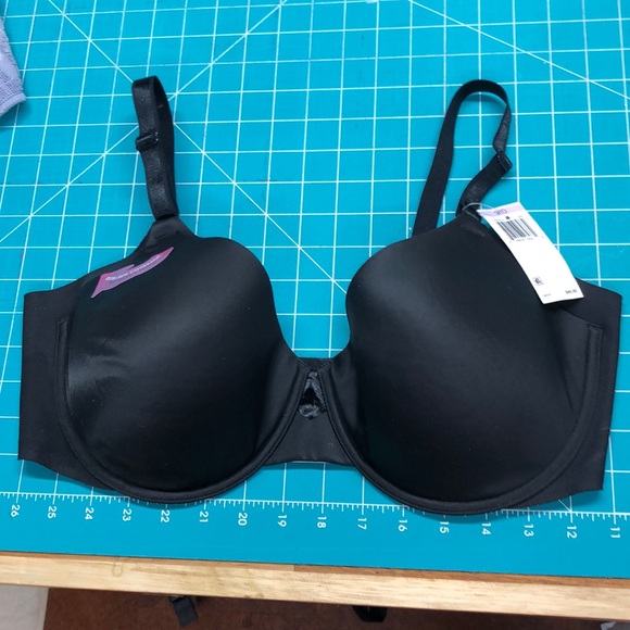 Olga | Intimates & Sleepwear | Nwt Olga Black Bra 38 D Extra Side Cover ...